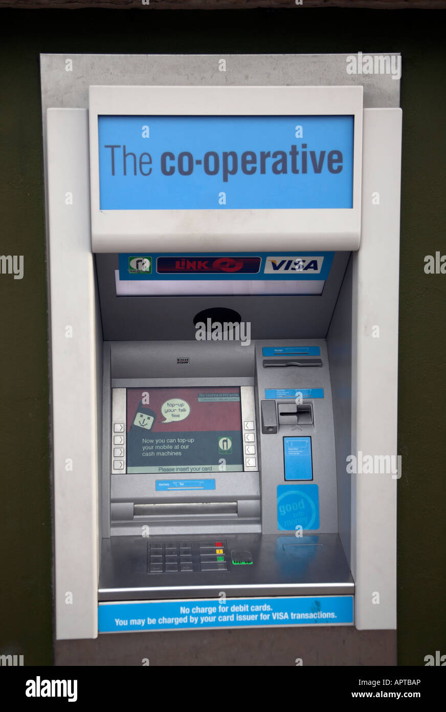 Machine operative hi-res stock photography and images - Alamy