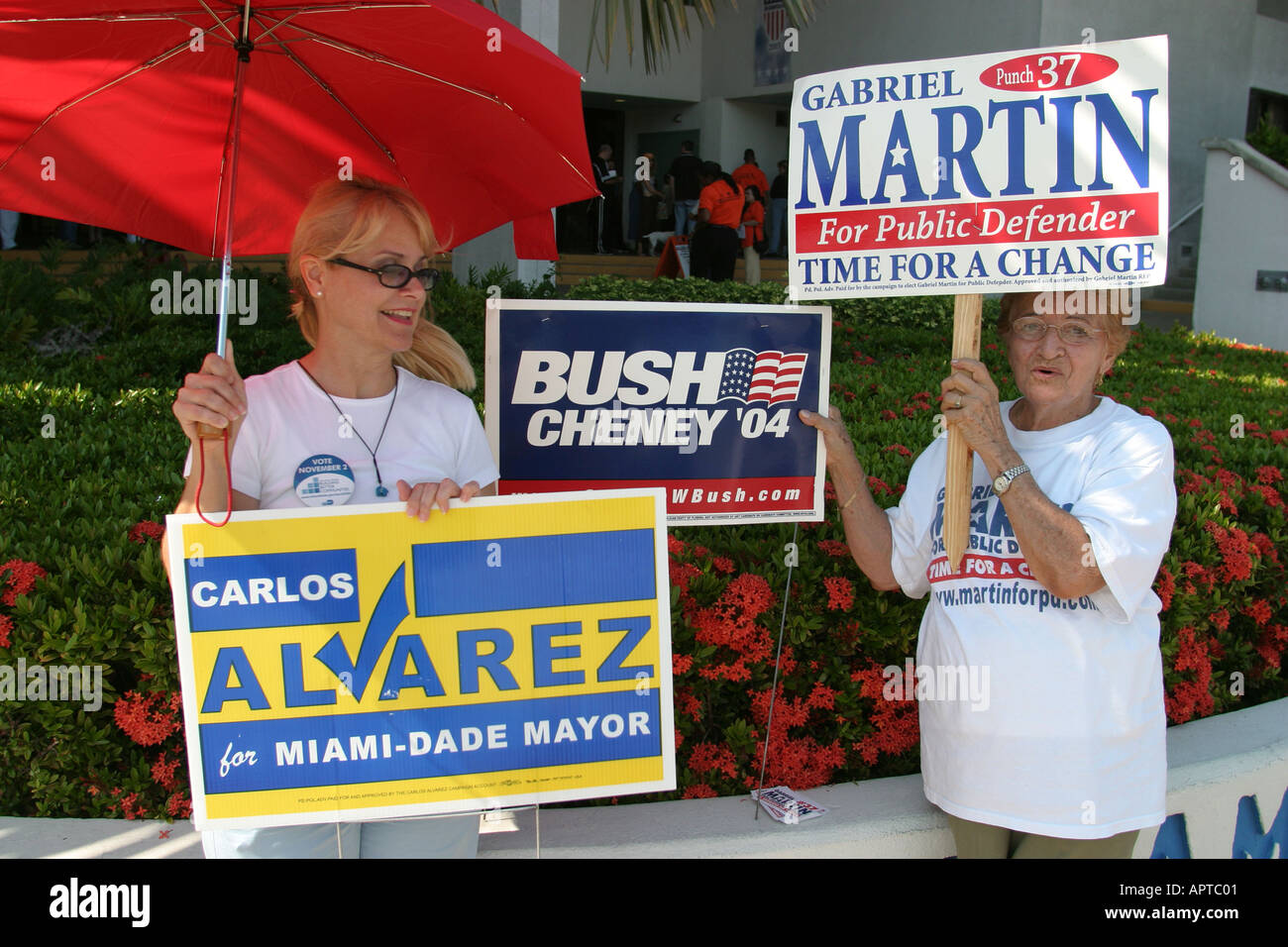 Early voting miami beach hi-res stock photography and images - Alamy