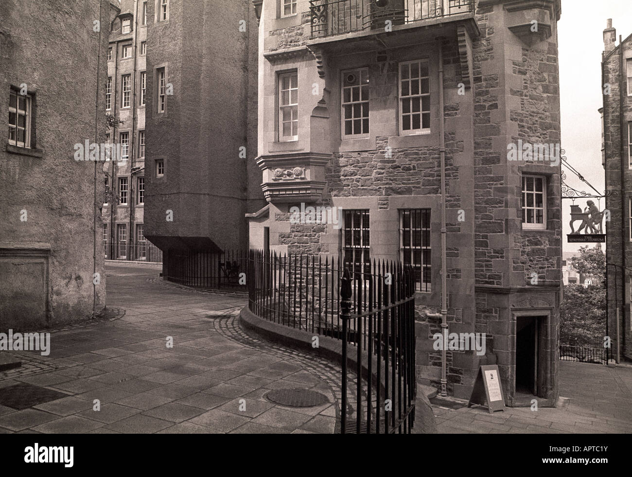 Lady Stair's Close, Edinburgh, Old Town, Scotland, UK Stock Photo - Alamy