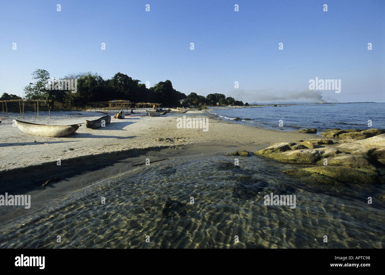 Malawi East Africa Lake Malawi Beach of Chintheche Stock Photo - Alamy