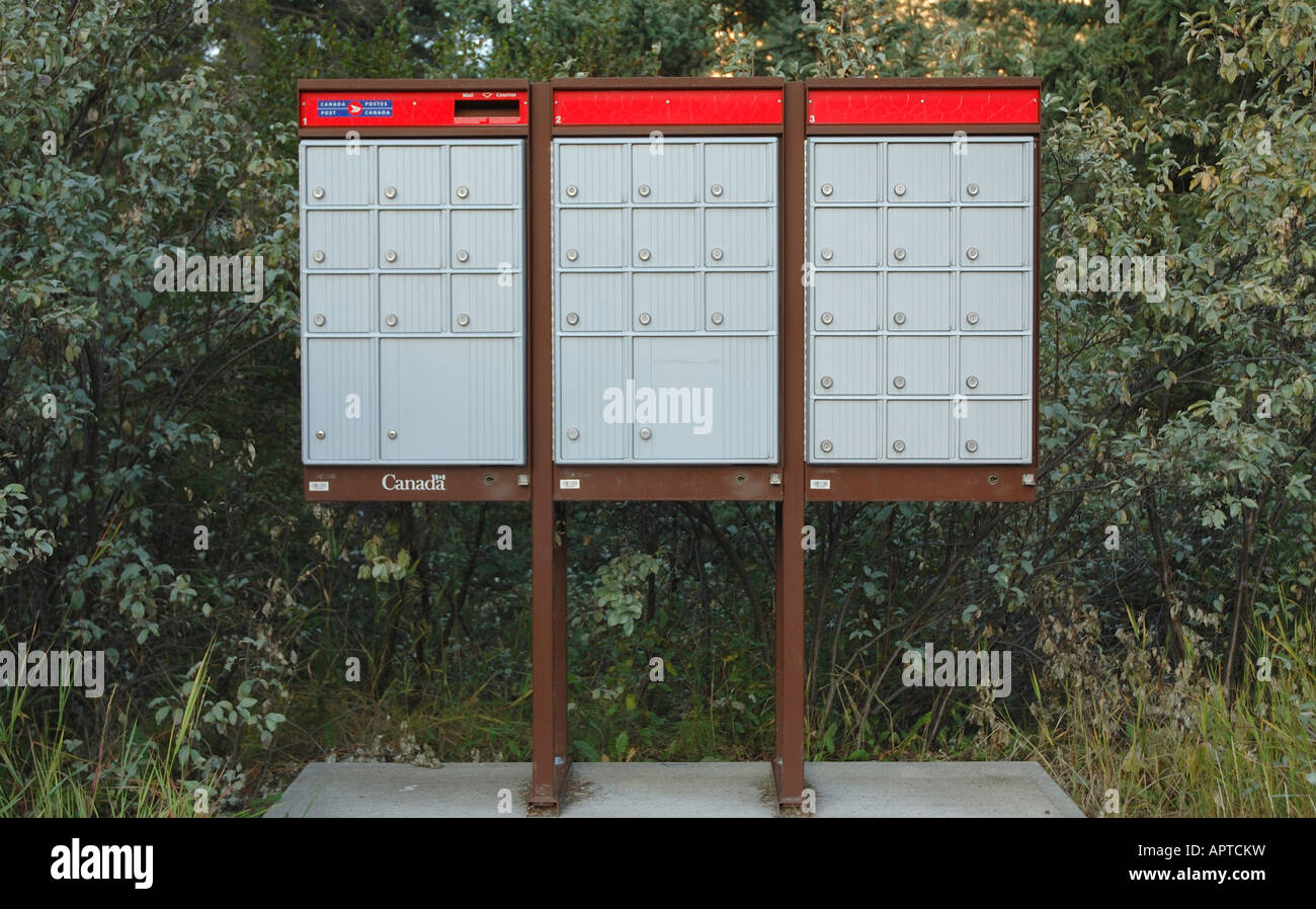 Airmail parcel hi-res stock photography and images - Alamy