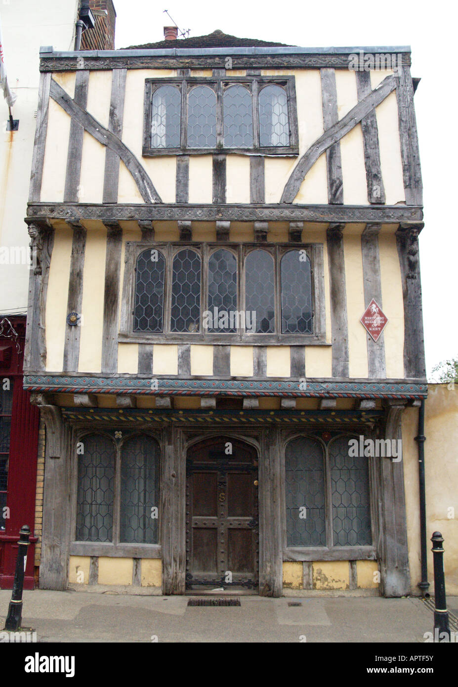 listed tudor house medieval building canterbury Stock Photo - Alamy