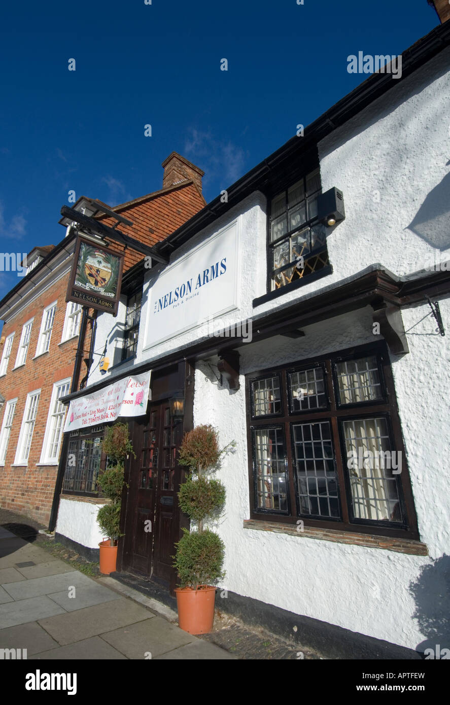 Nelson Arms Pub Farnham Surrey Stock Photo - Alamy