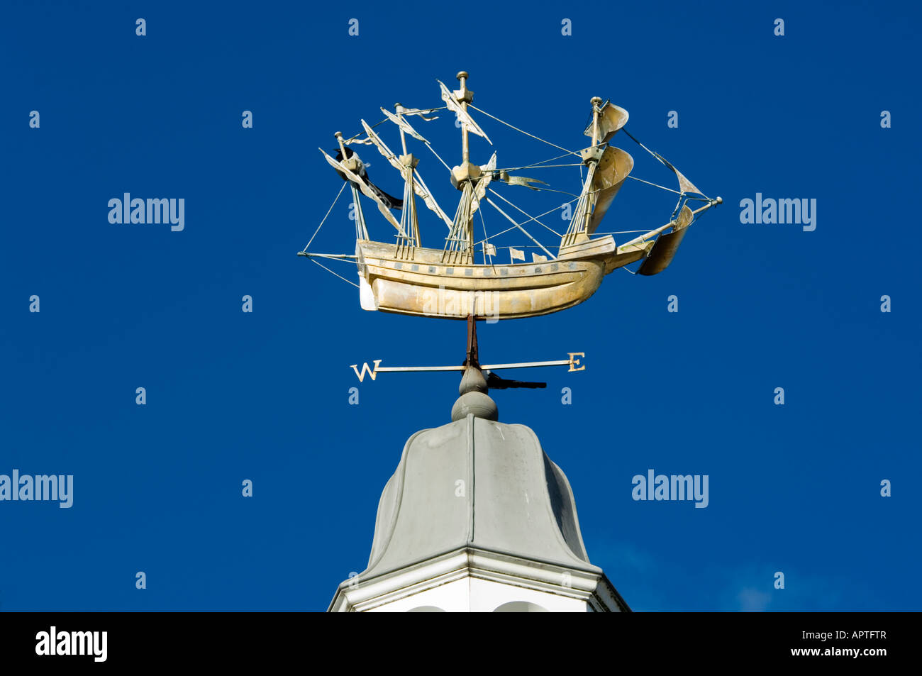 Weathervane hi-res stock photography and images - Alamy