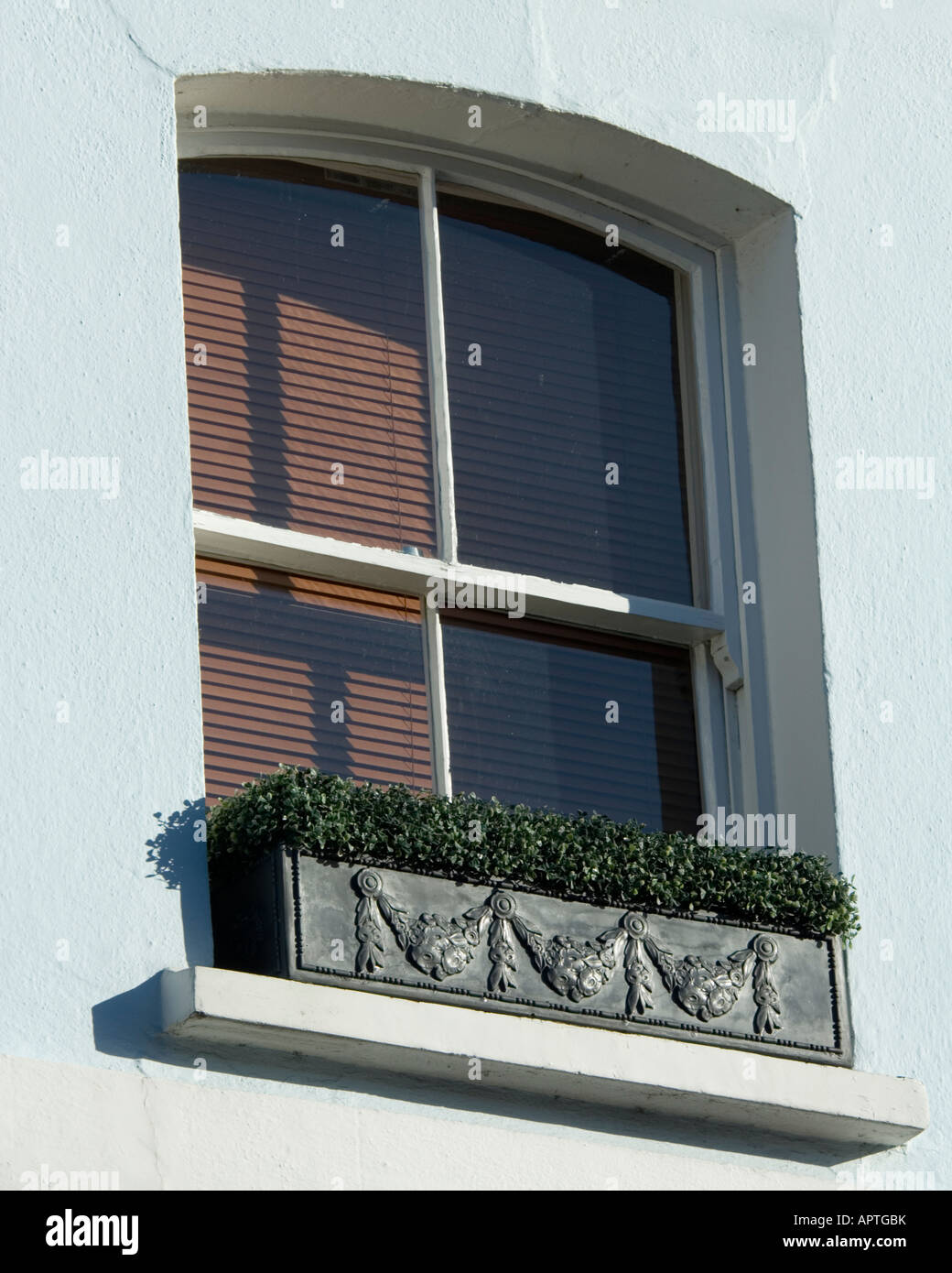 Box window hi-res stock photography and images - Alamy