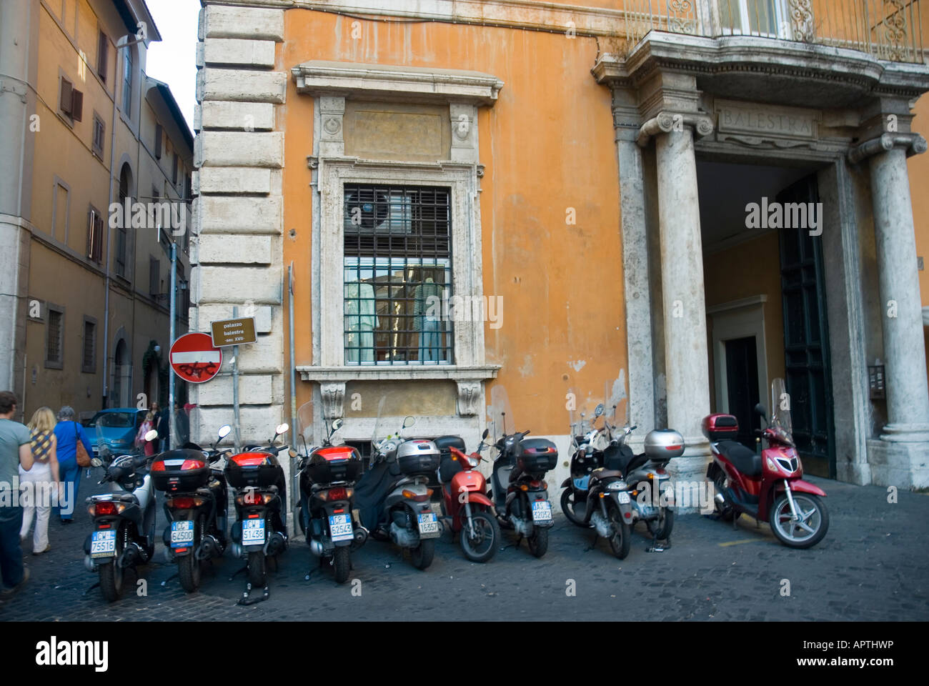 Street scene of Rome, Italy in 2006 Stock Photo - Alamy