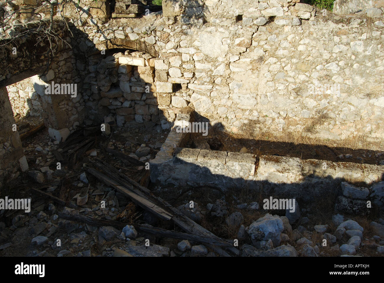 skala old village 113 looking down house 2 number 2605 kephalonia ...