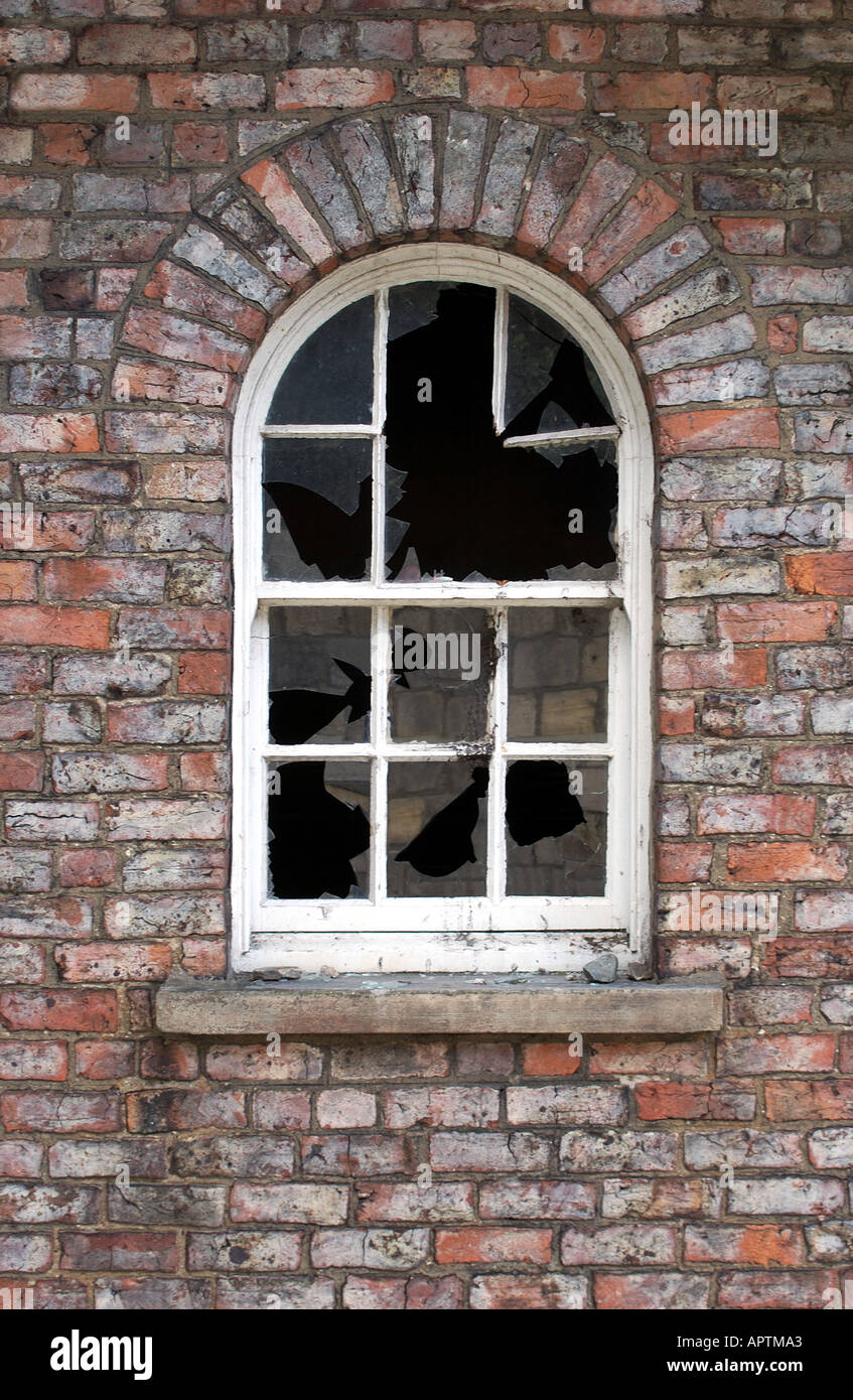 Broken window 3 Stock Photo - Alamy