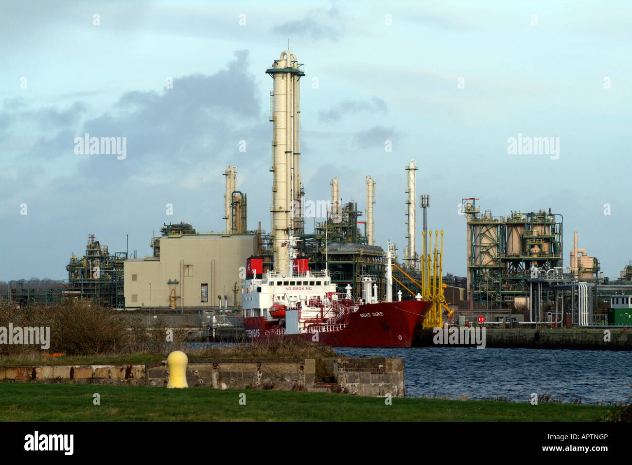 ABP Barry Docks South Wales Sigas Duke LPG Tanker Ship Stock Photo - Alamy