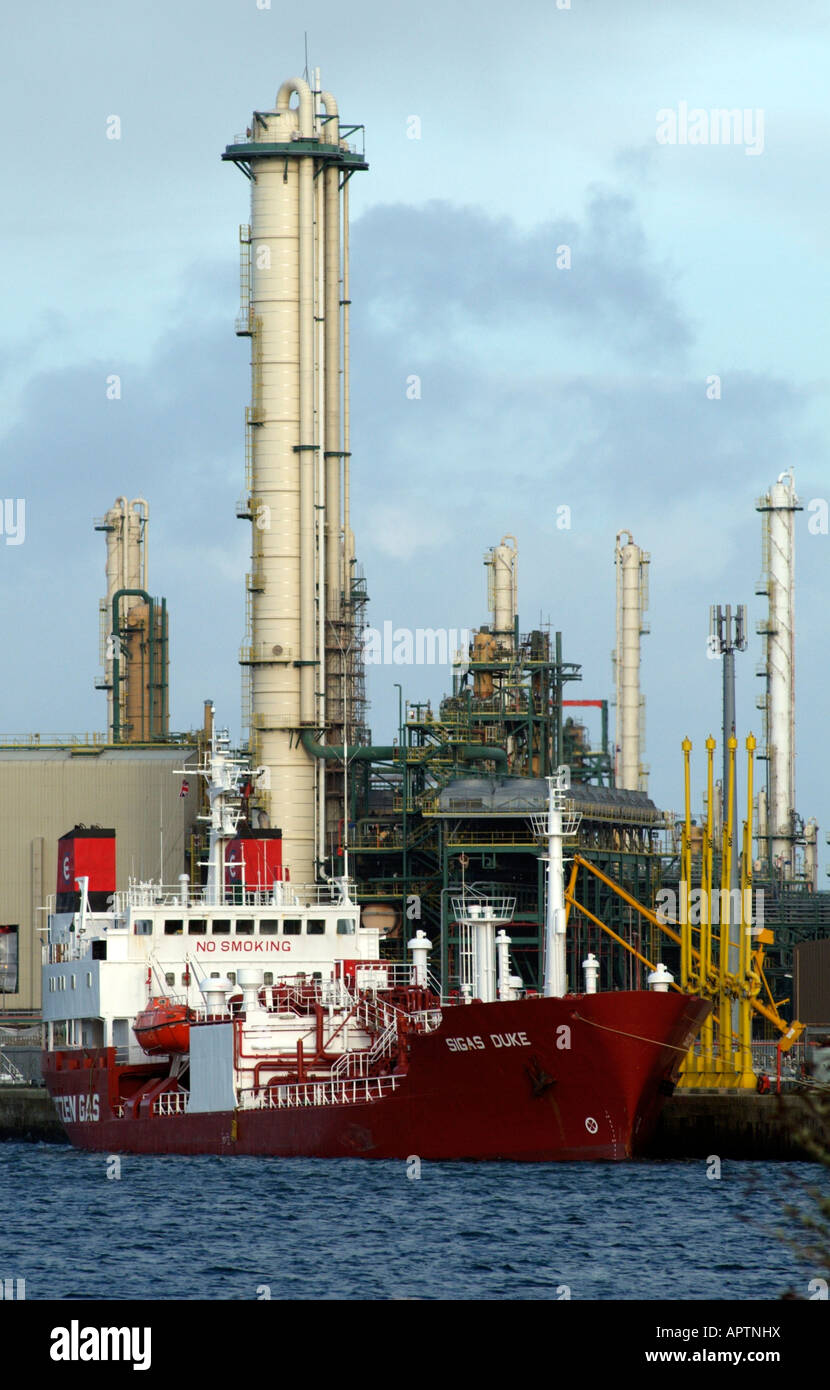 Barry docks hi-res stock photography and images - Alamy