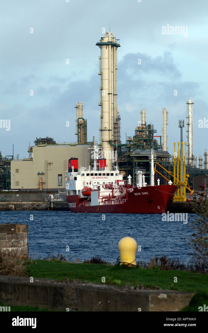 ABP Barry Docks South Wales Sigas Duke LPG Tanker Ship Stock Photo - Alamy