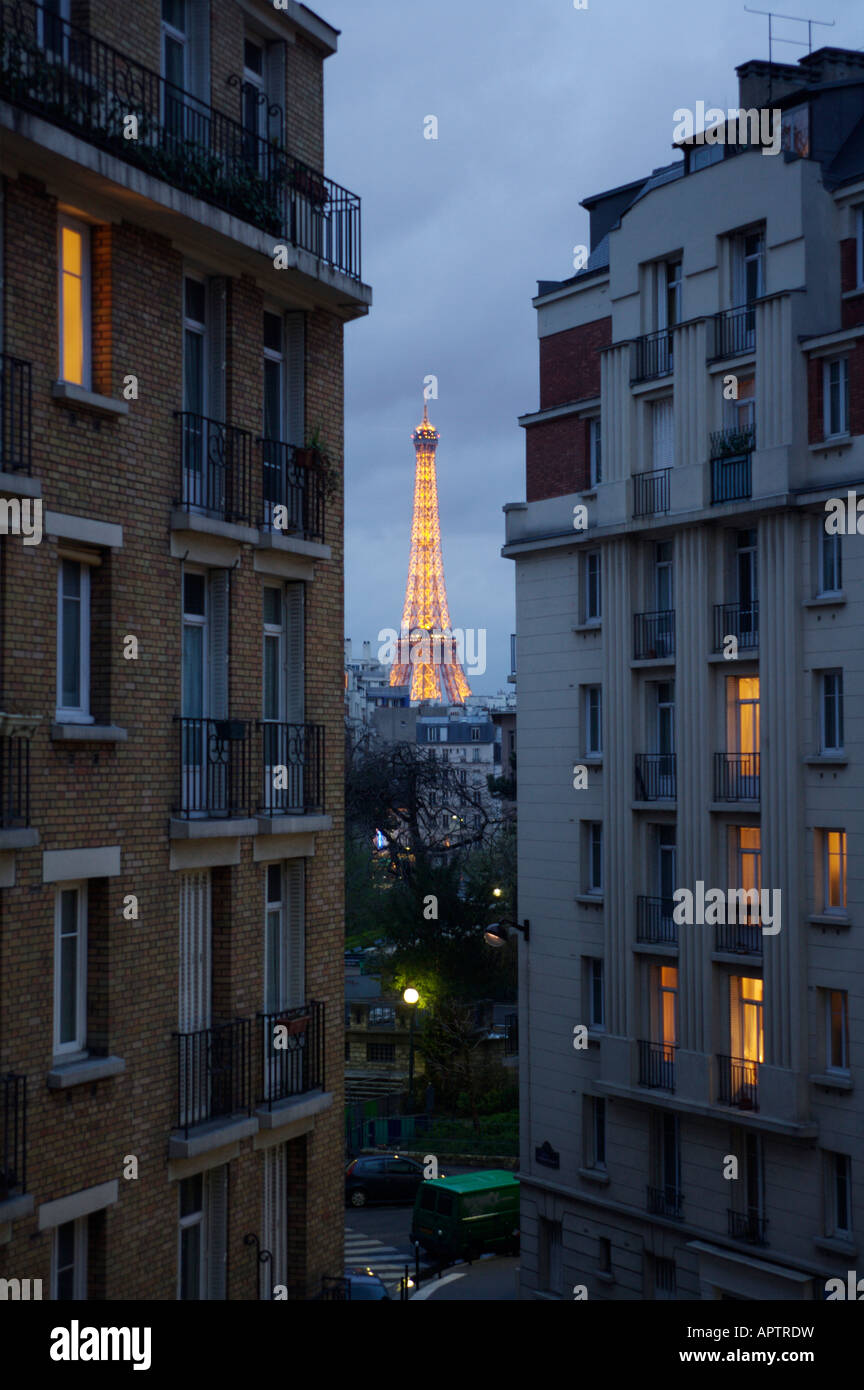Paris suburban house hi-res stock photography and images - Alamy
