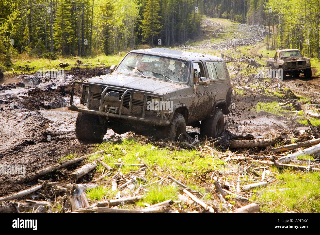 4x4 action through a huge mud bog Stock Photo - Alamy