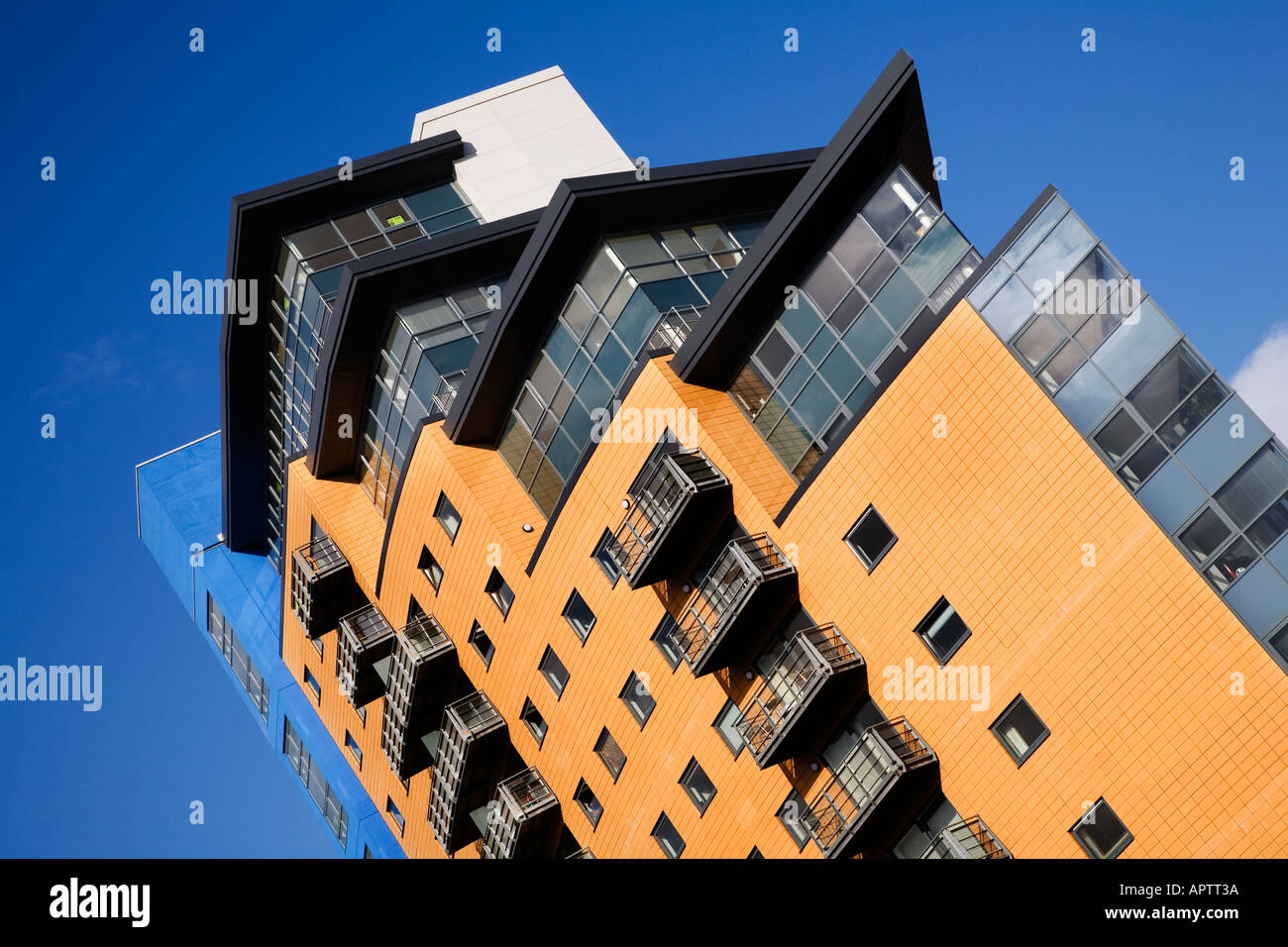 Leeds high rise apartments balcony hi-res stock photography and images ...