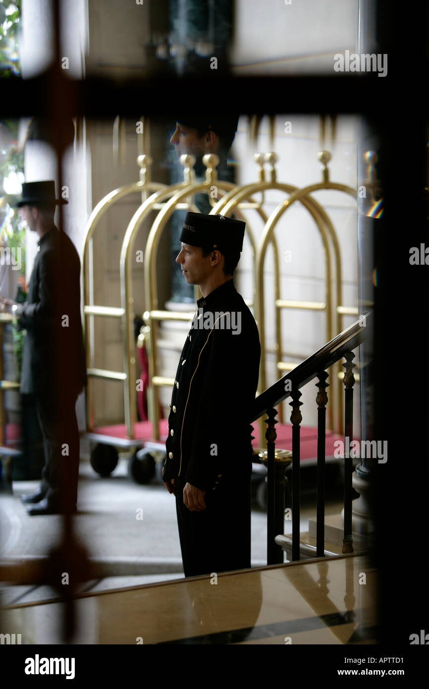 Bell boys hi-res stock photography and images - Alamy