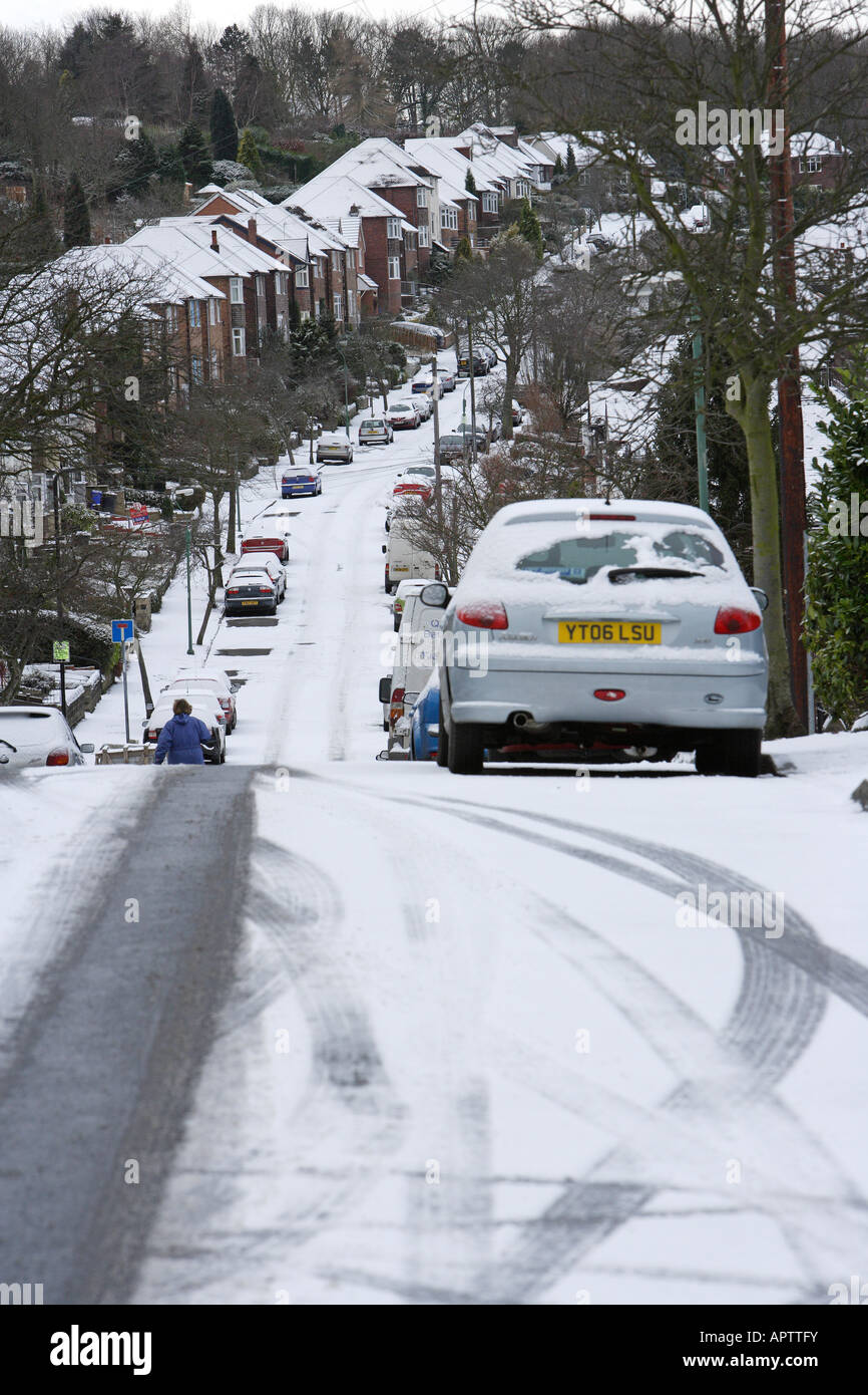 Suburban snowfall hi-res stock photography and images - Alamy