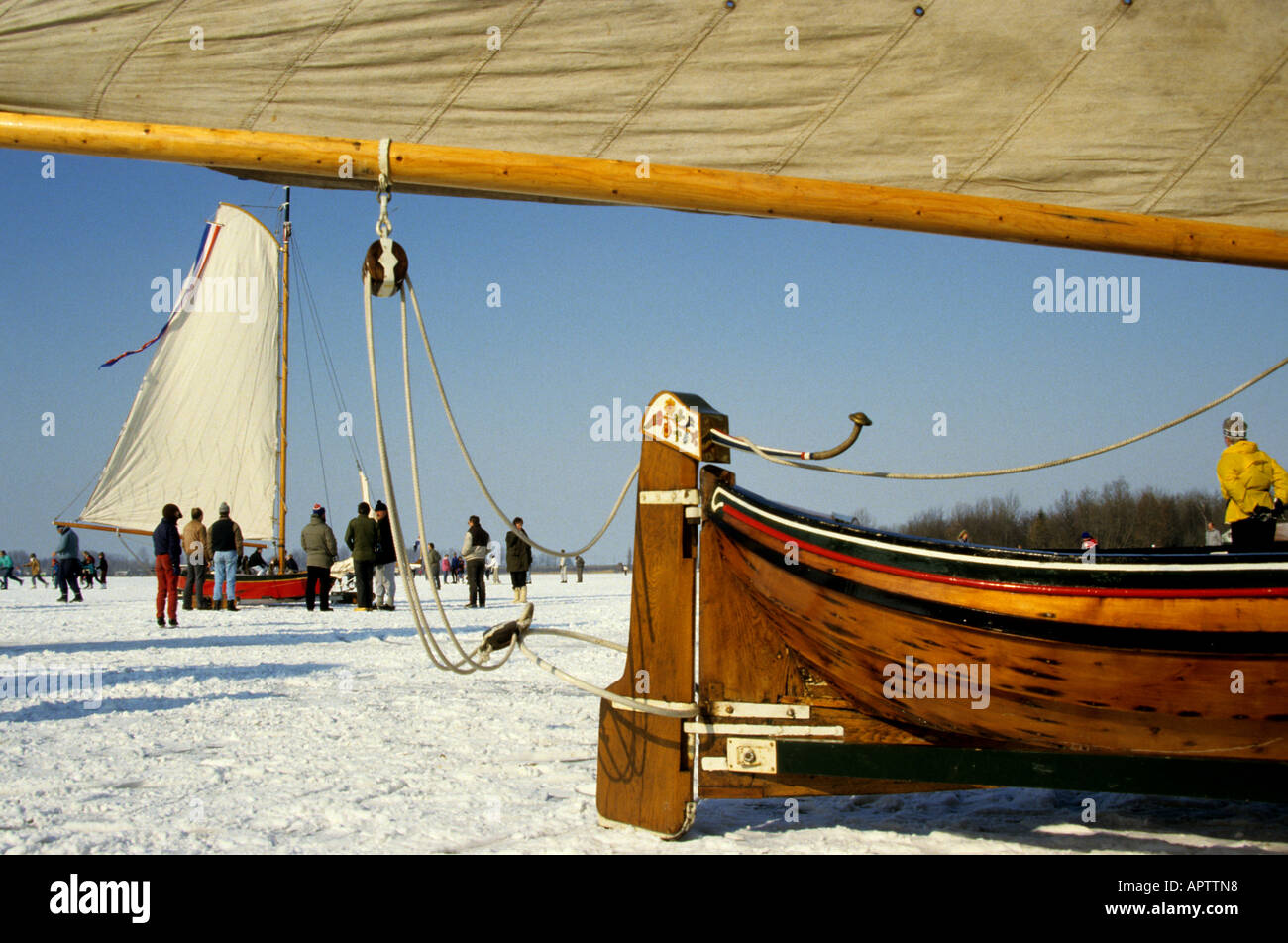 Skate sailing hi-res stock photography and images - Alamy
