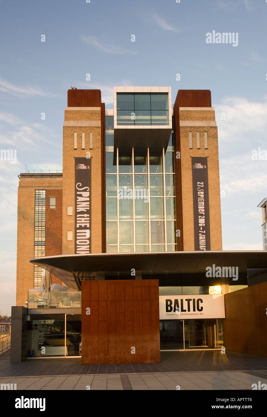 Baltic Art Gallery River Tyne Newcastle upon Tyne UK Stock Photo - Alamy