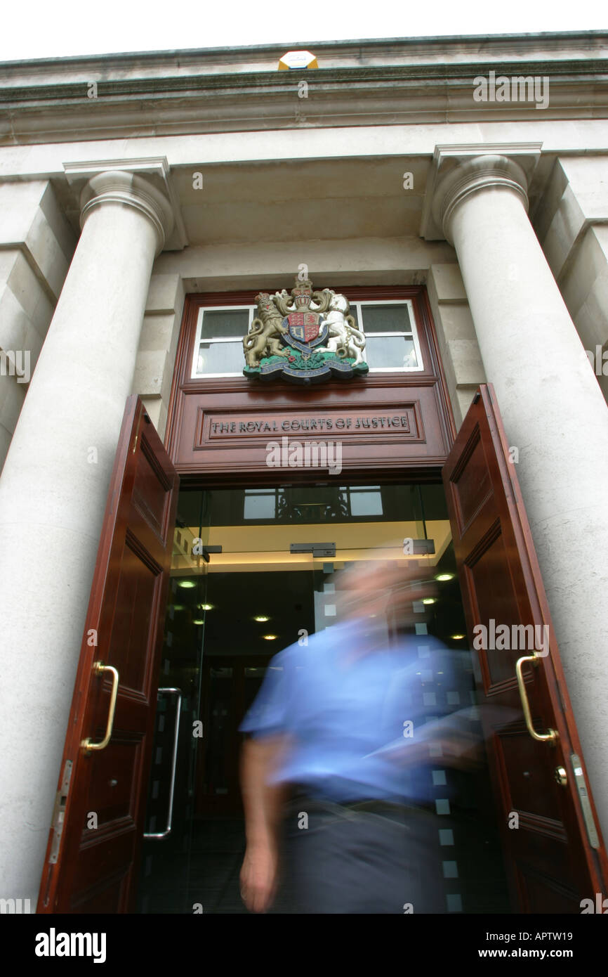 Courthouse courts belfast hi-res stock photography and images - Alamy