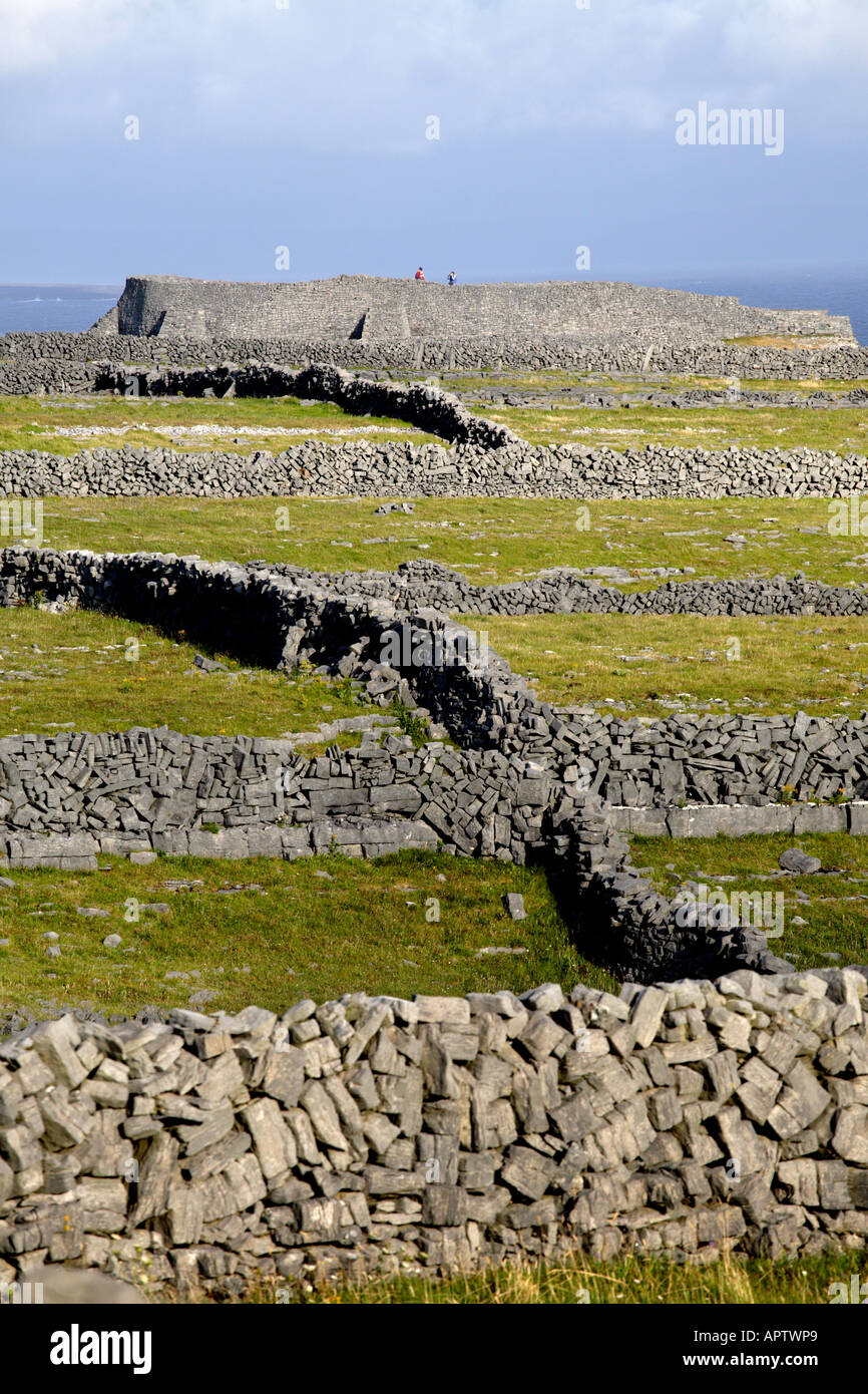 Dun Aengus (Dún Aonghasa) on Inis Mor, Aran islands, Ireland Stock ...