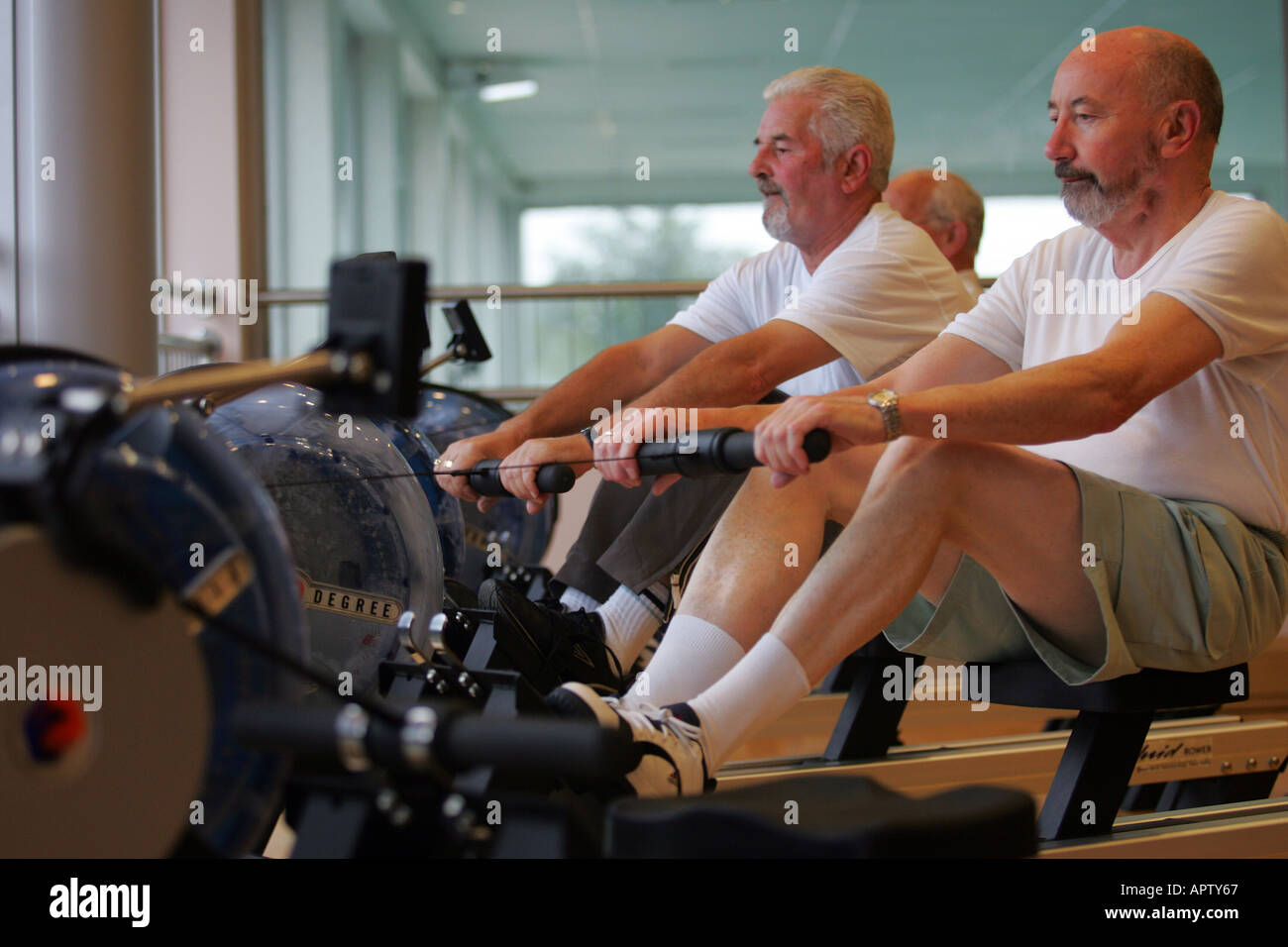 Keep fit machines hi-res stock photography and images - Alamy