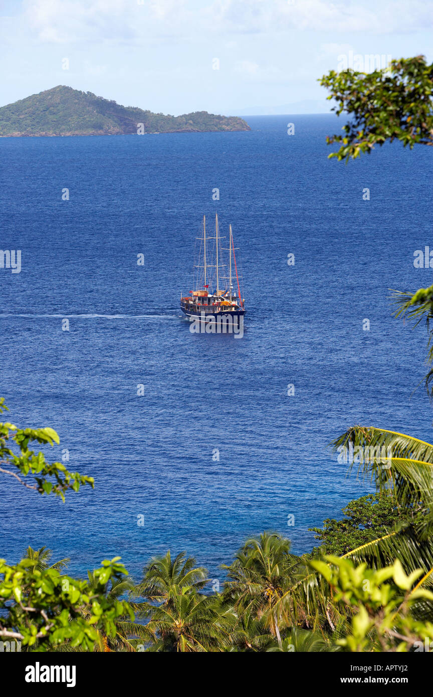 Tui Tai Adventure Cruises Fiji Islands Cobia Island Ringgolds Stock ...