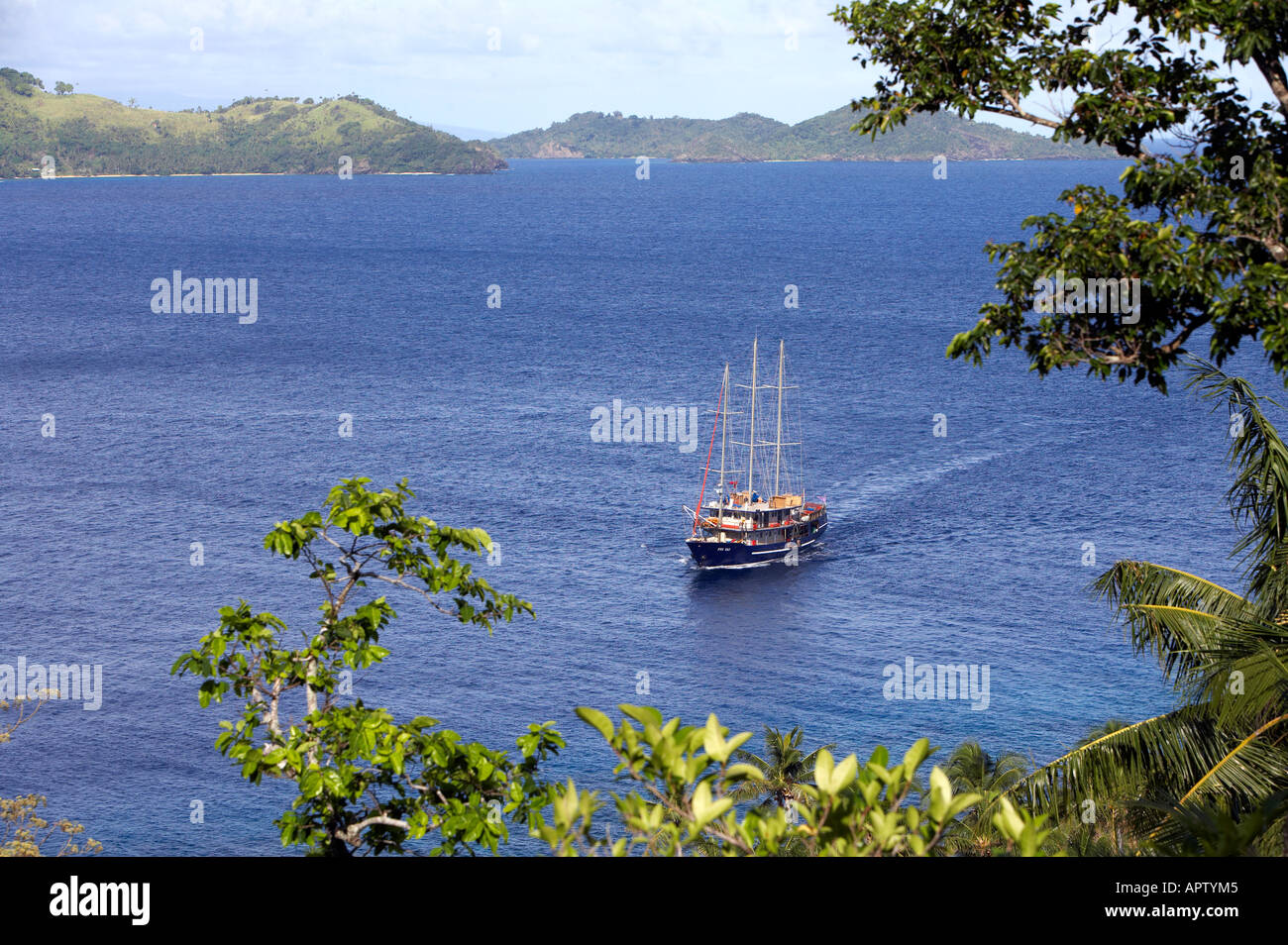 Tui Tai Adventure Cruises Fiji Islands Cobia Island Ringgolds Stock ...