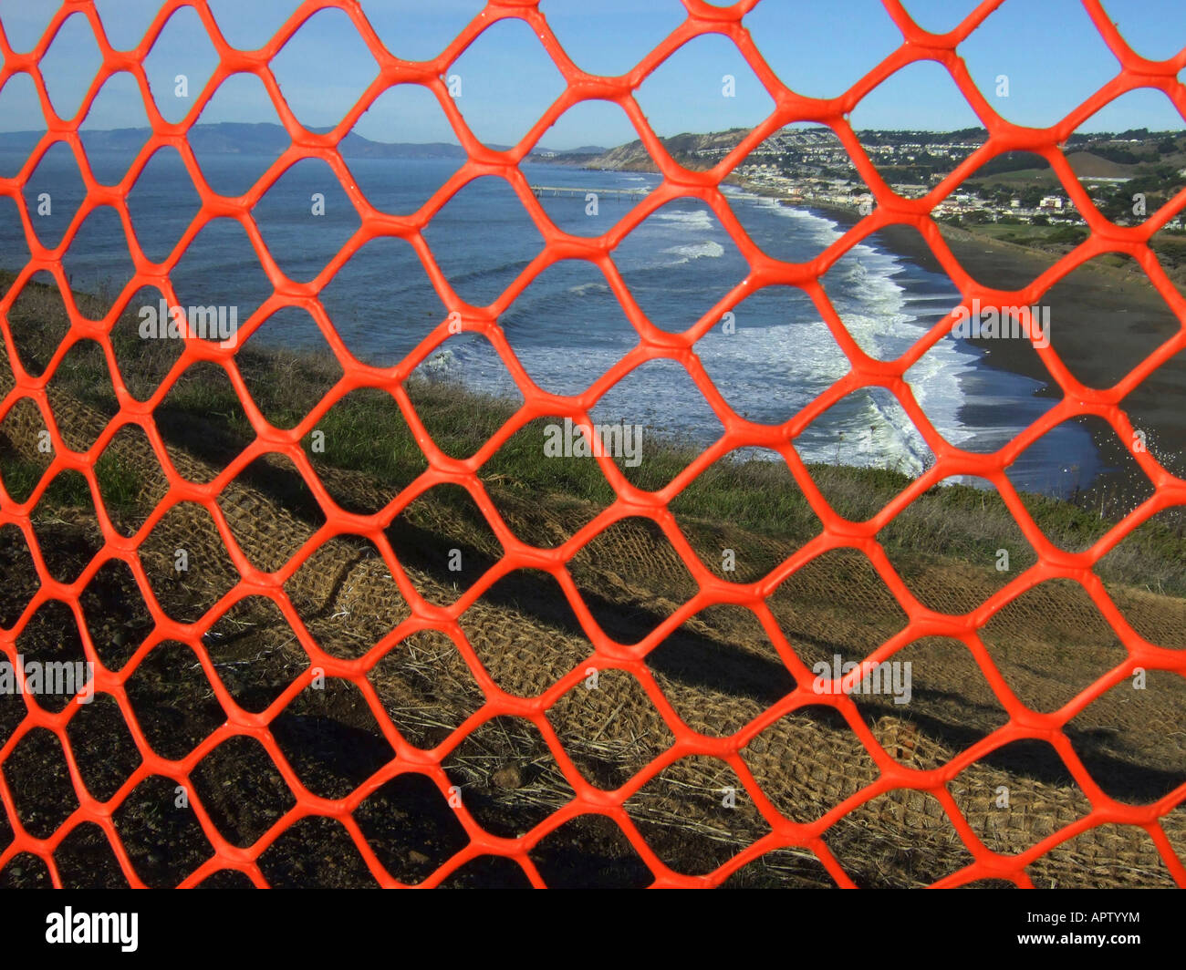 Coastal plastic hi-res stock photography and images - Alamy