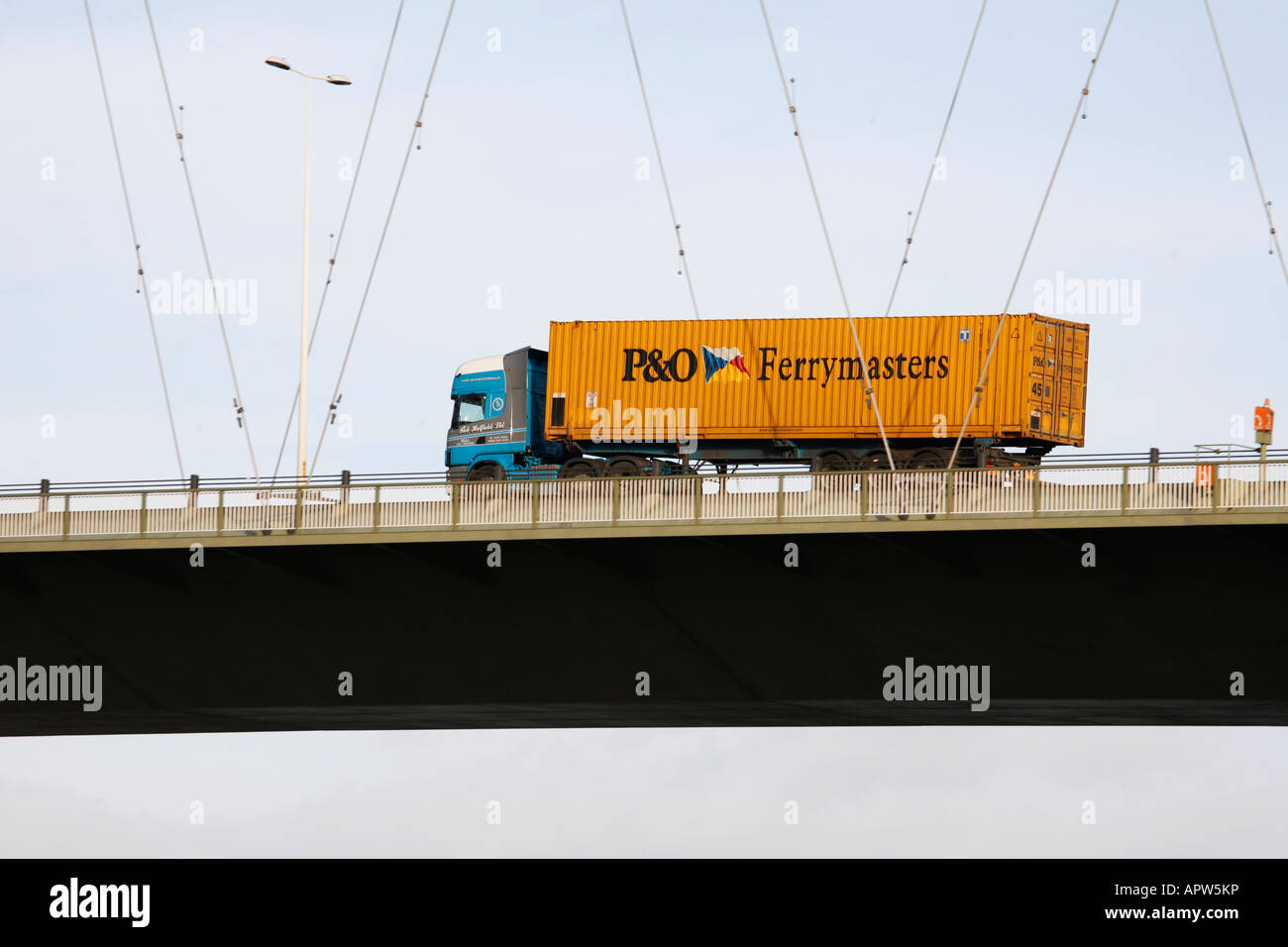 Lorry truck bridge hi-res stock photography and images - Alamy
