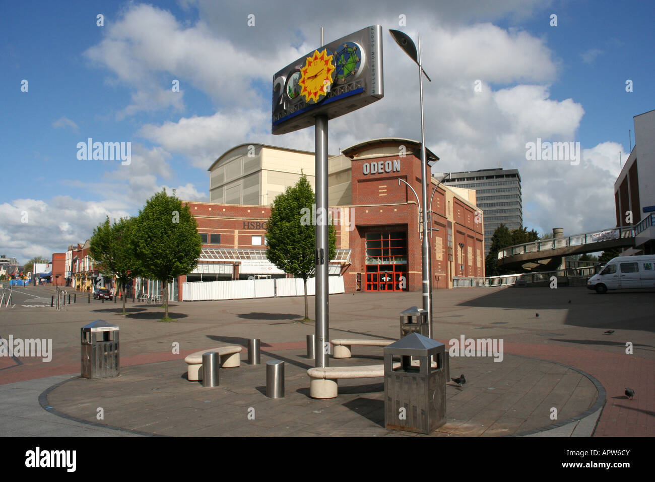 southend on sea coastal seaside town centre shops essex river thames ...