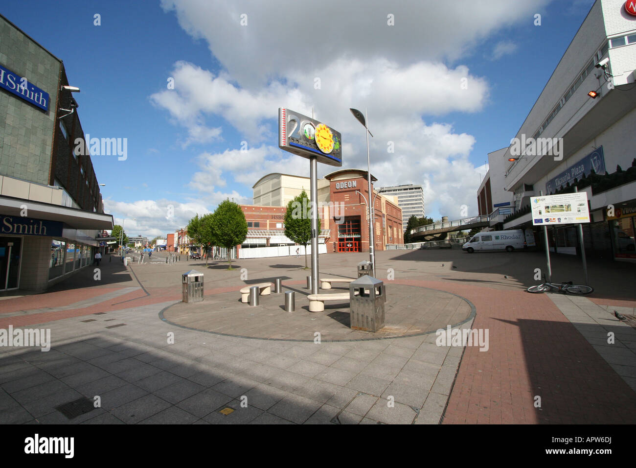 southend on sea coastal seaside town centre shops essex river thames ...