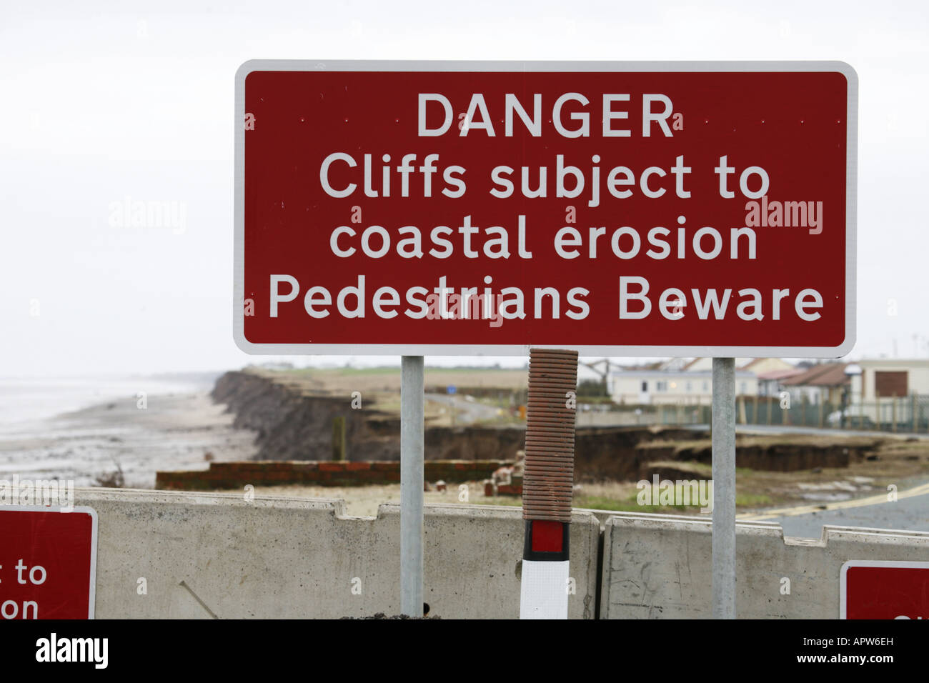 Danger warning sign coastal erosion hi-res stock photography and images ...