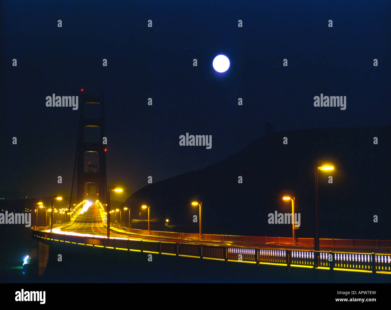 Bridge in moonlight hi-res stock photography and images - Alamy