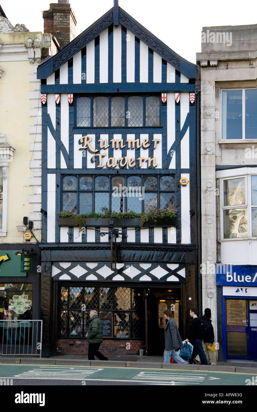 The Rummer Tavern Duke St Cardiff Stock Photo - Alamy