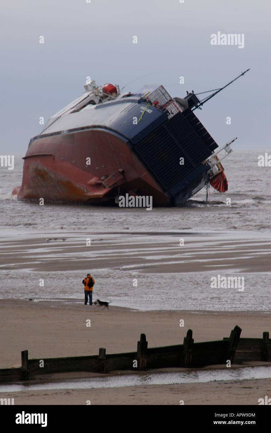 Riverdance hi-res stock photography and images - Alamy