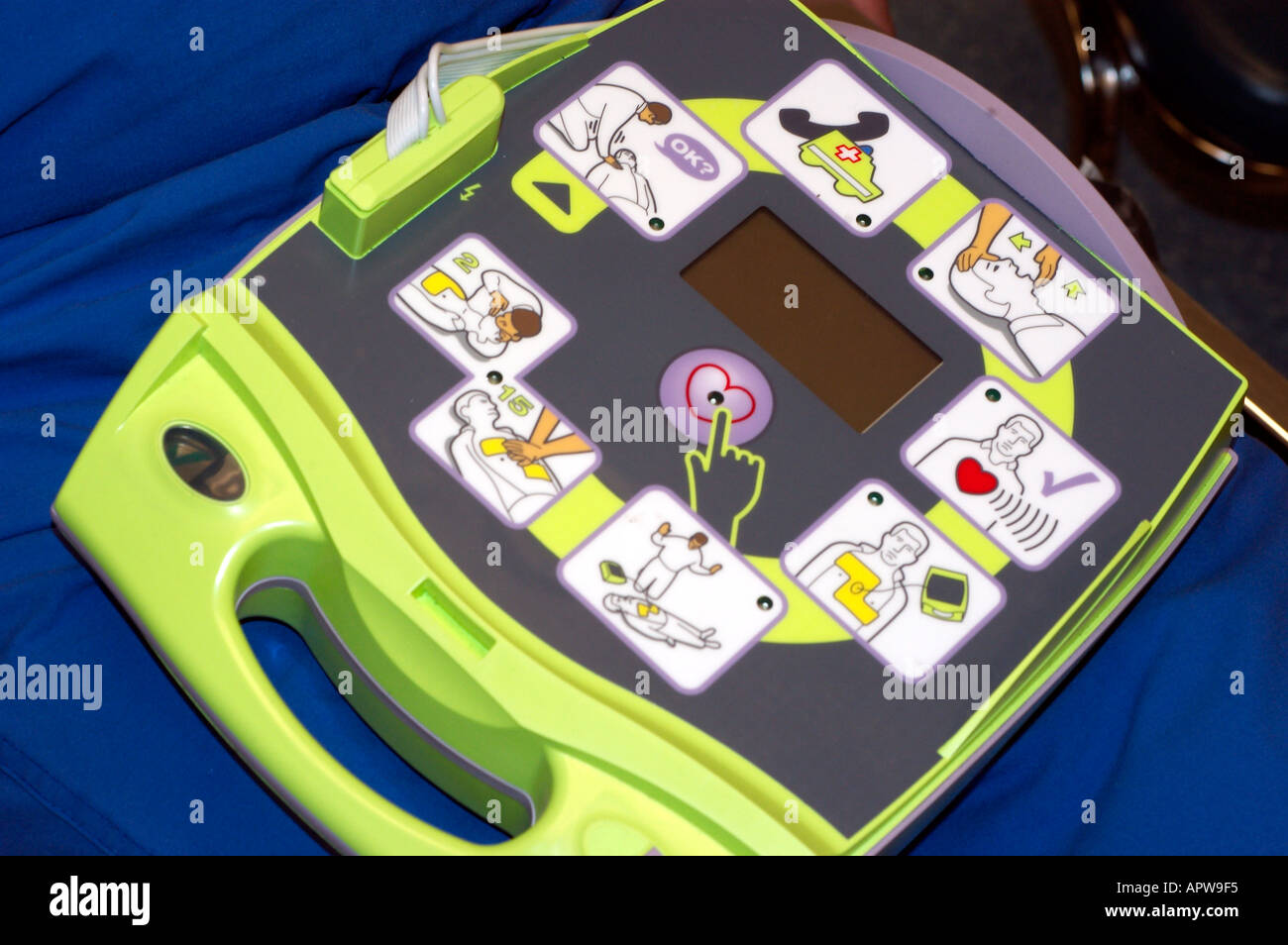 cardiac automatic external defibrillator Stock Photo - Alamy