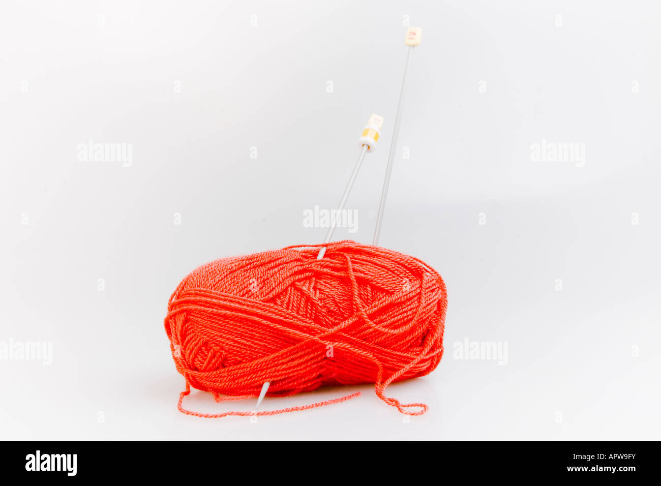 Knitting ball hi-res stock photography and images - Alamy
