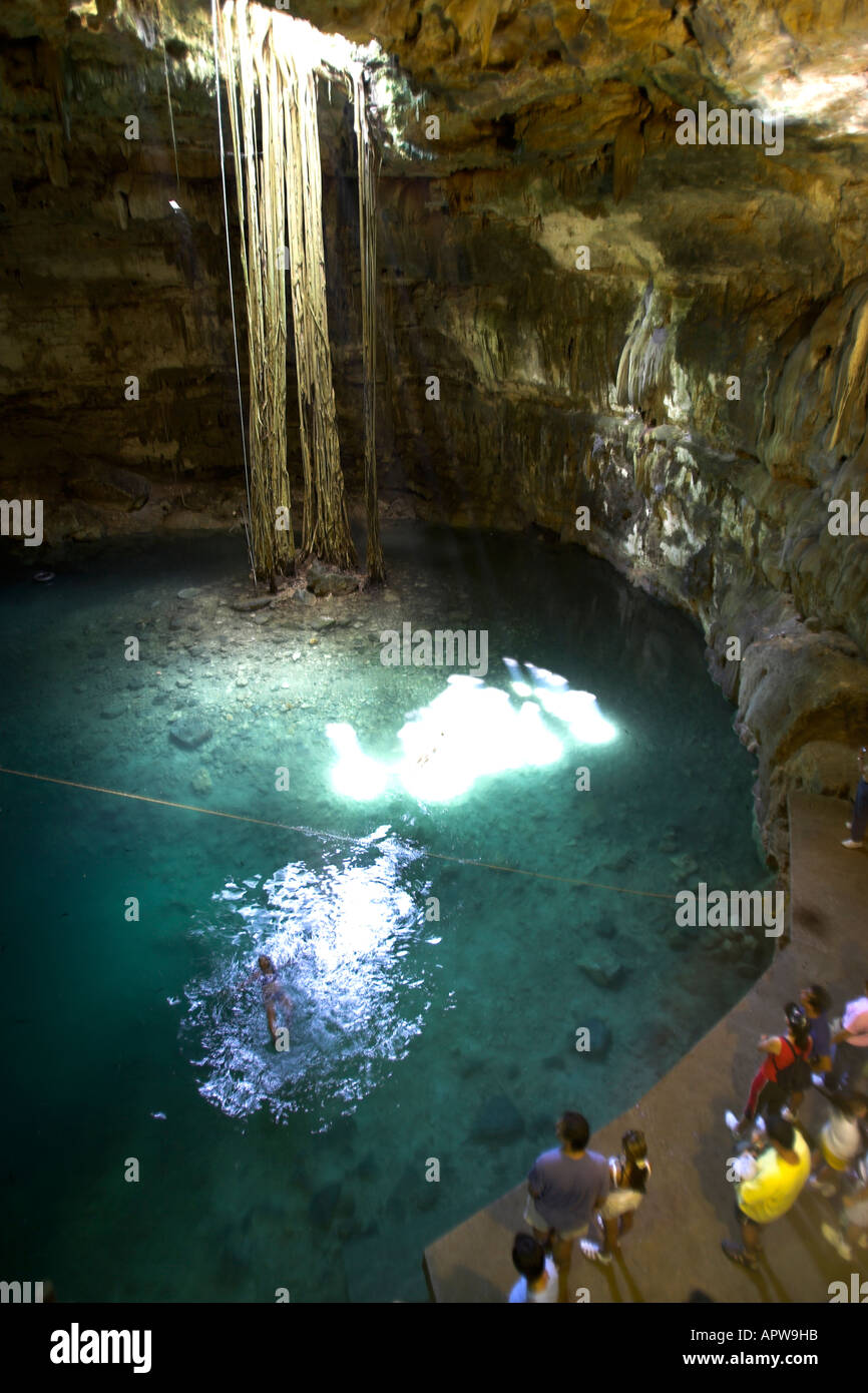 X`kekén cenote hi-res stock photography and images - Alamy