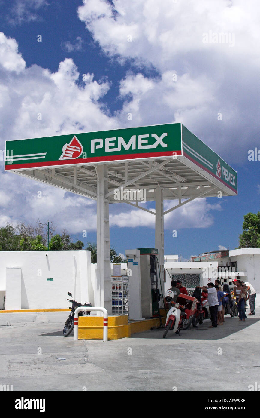Pemex petrol station Cozumel Mexico Stock Photo - Alamy