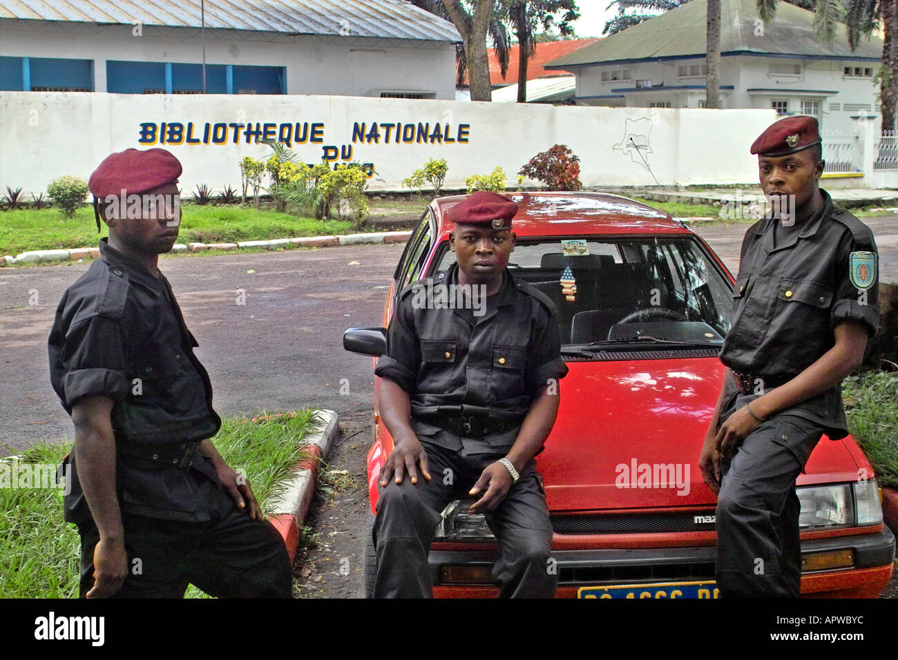 Congo soldiers africa hi-res stock photography and images - Alamy