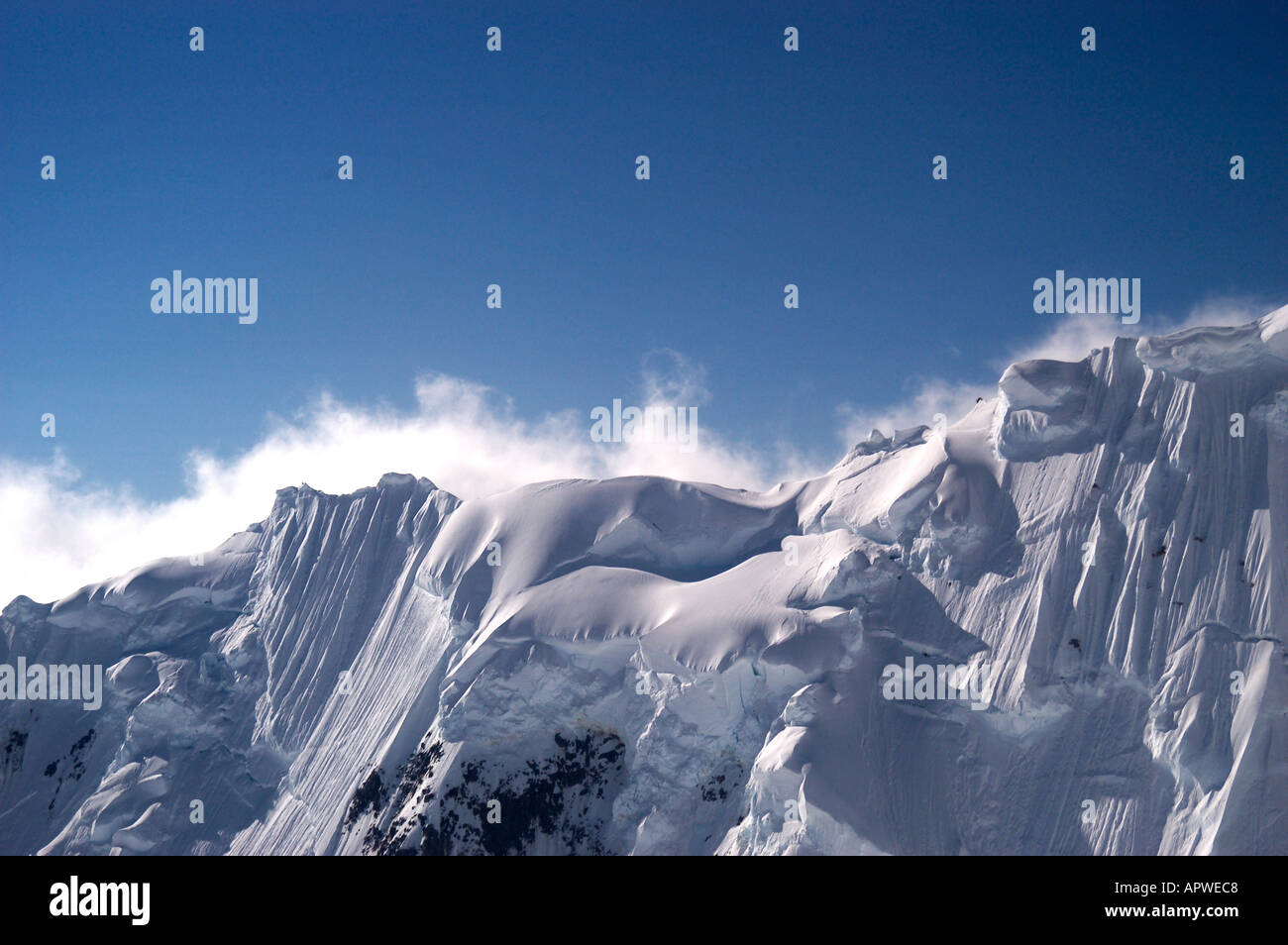 Characteristics of glaciers hi-res stock photography and images - Alamy