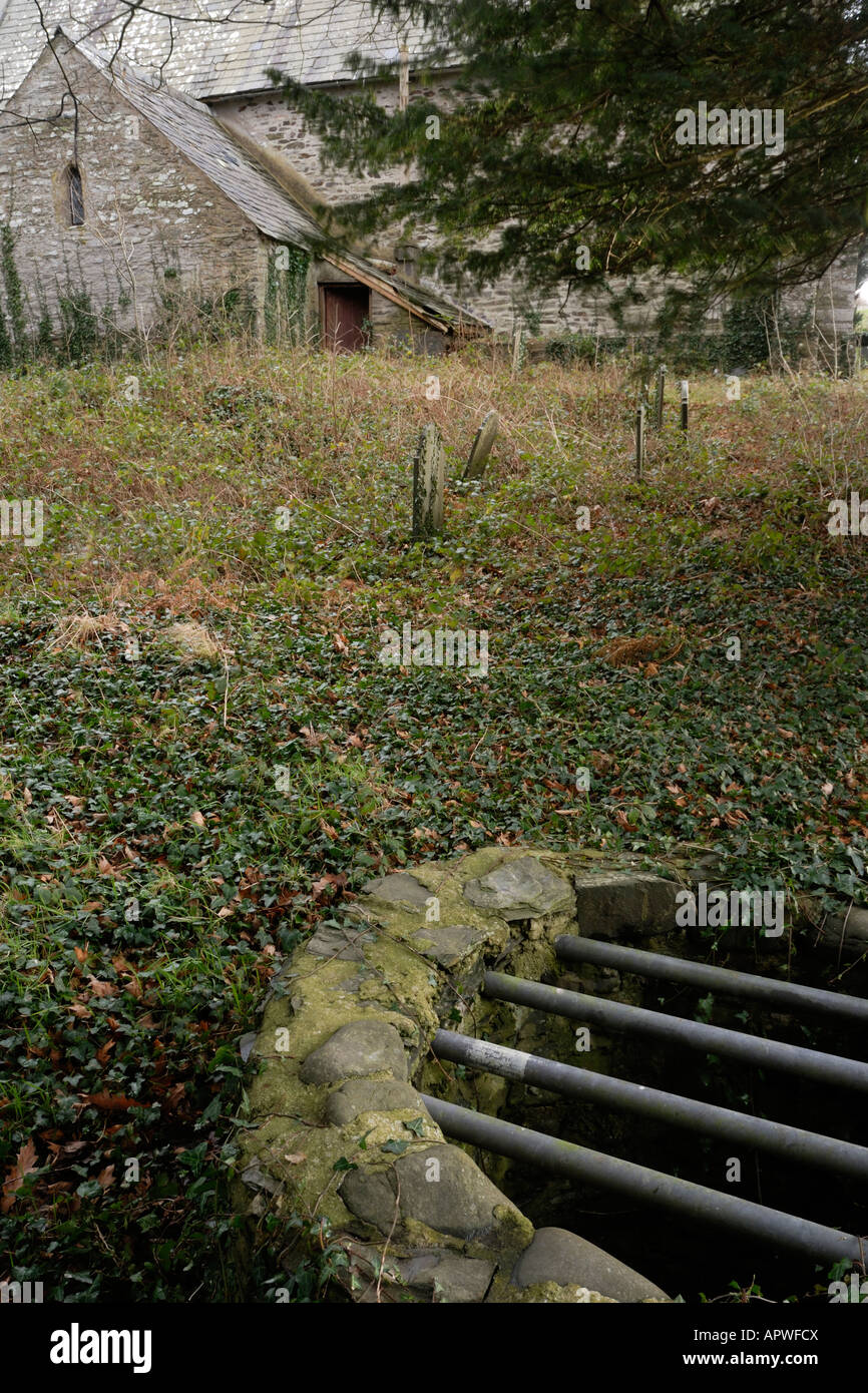 Well chapel hi-res stock photography and images - Alamy