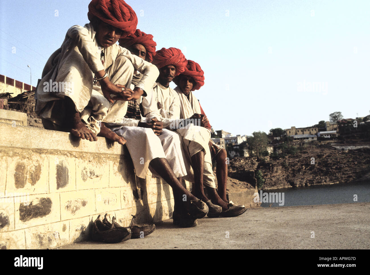 Men in red hi-res stock photography and images - Alamy