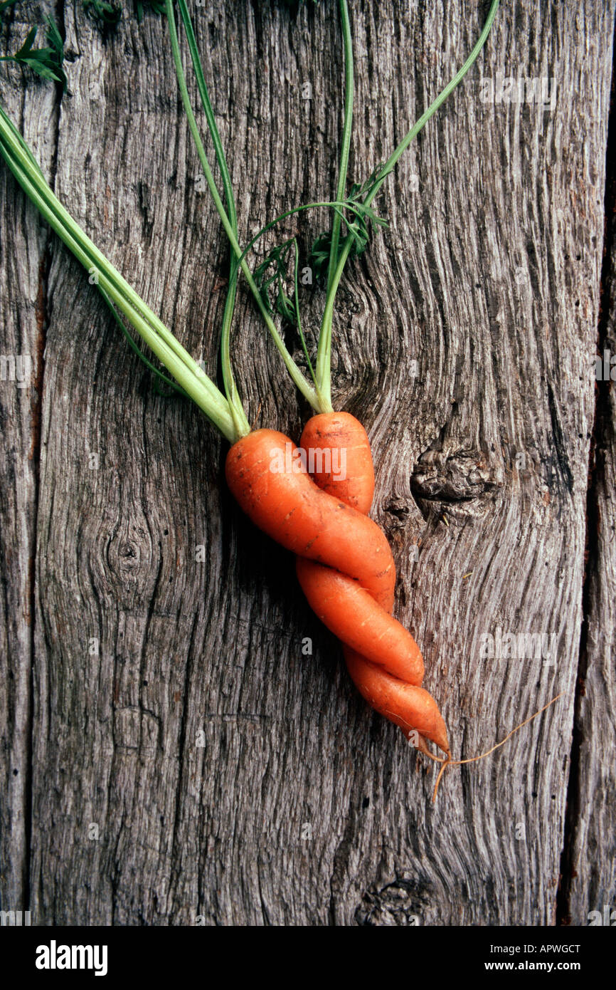 Twisted carrots hi-res stock photography and images - Alamy