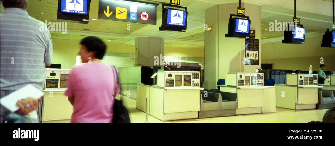 Airport Ticket Desk High Resolution Stock Photography and Images - Alamy