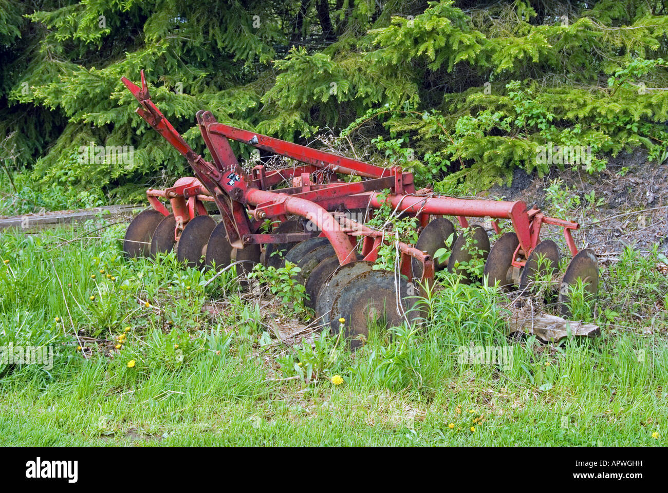 Tractor with bush hog hi-res stock photography and images - Alamy