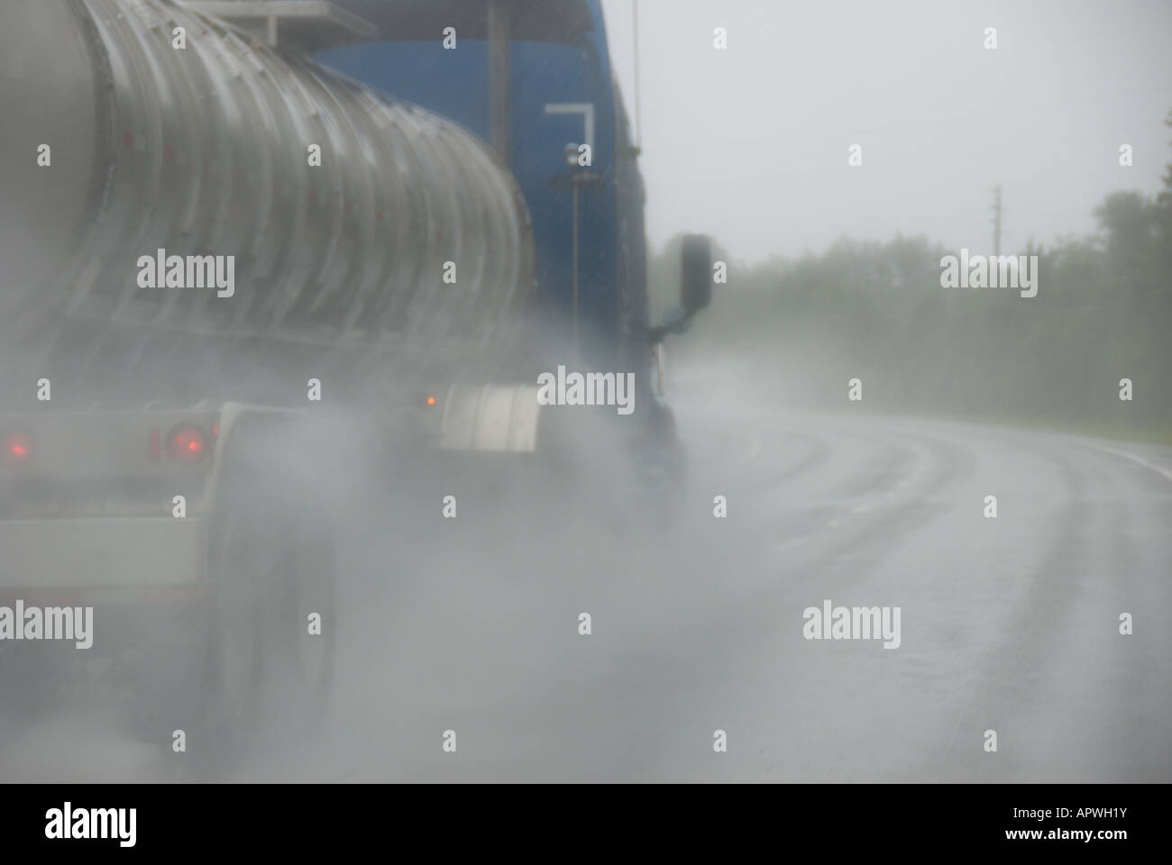 Driving hazards weather rain hi-res stock photography and images - Alamy