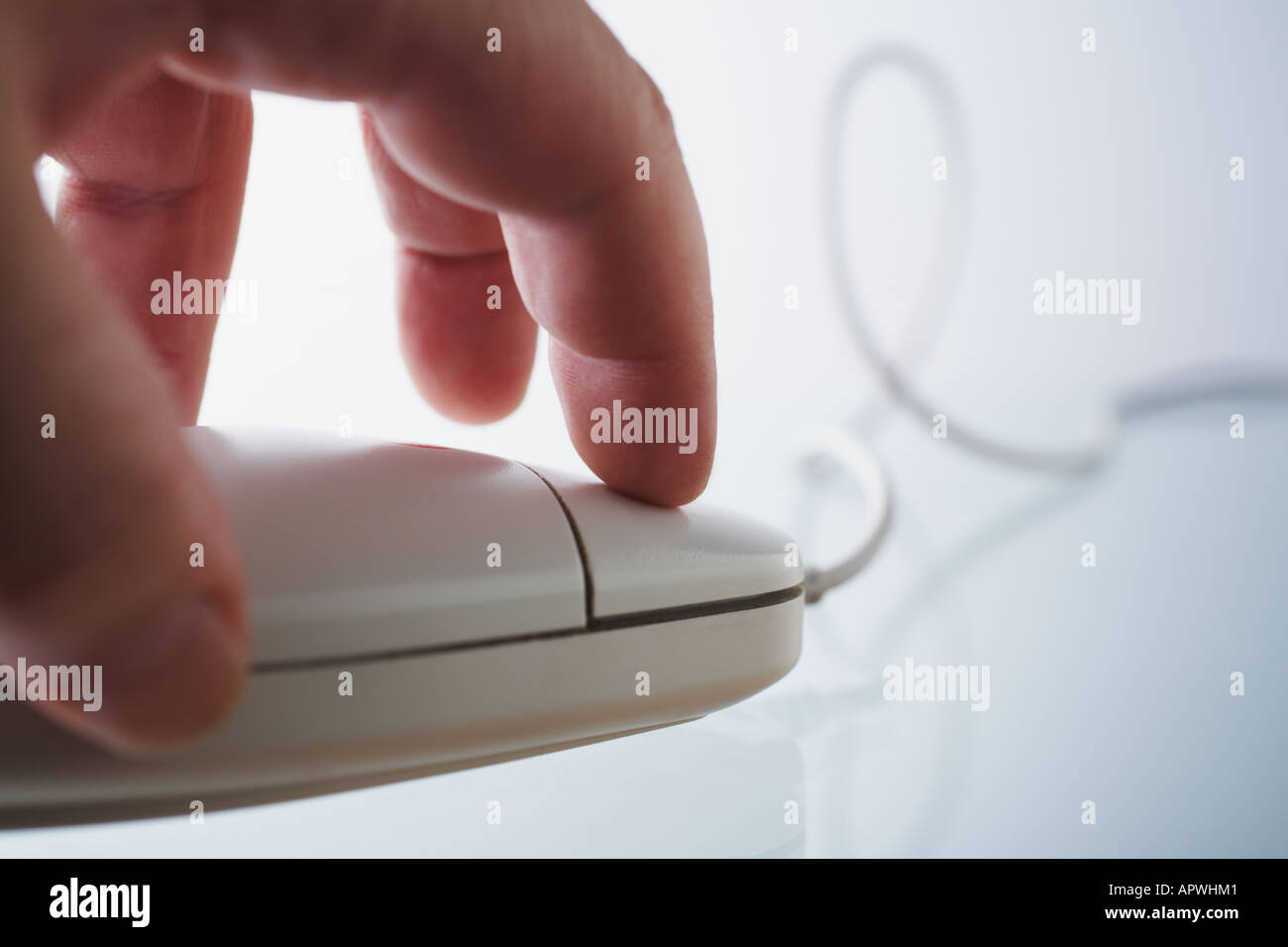 Cable hand hi hi-res stock photography and images - Alamy