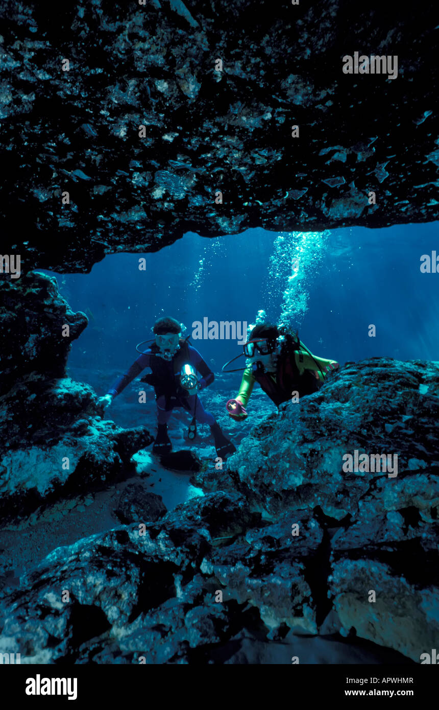 Ginnie Springs Florida fresh water spring cavern scuba sport diving ...