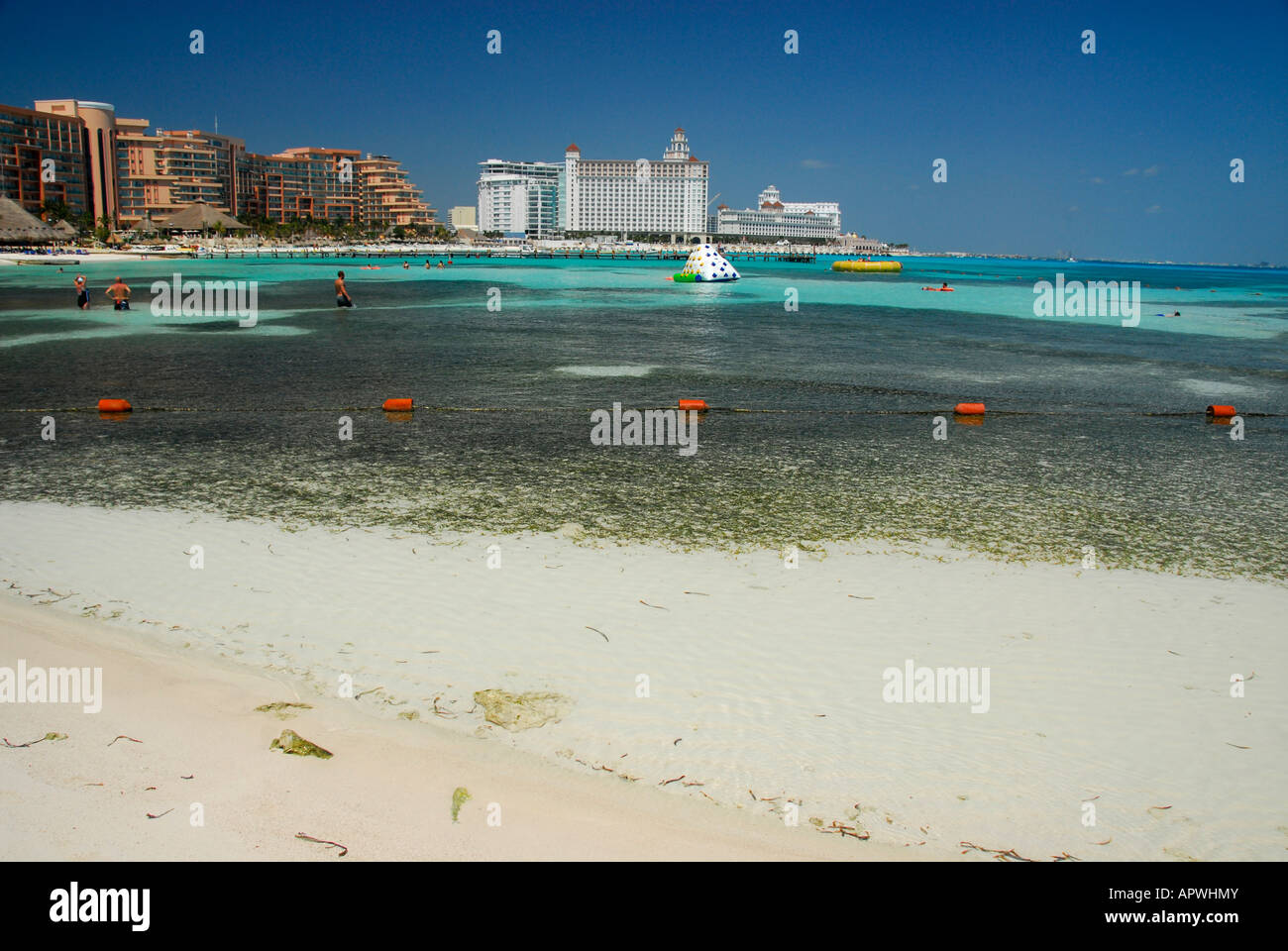 Beach in Cancun hotel area, Quintana Roo State, Mexico, North America ...
